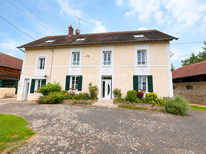 Maison 9 pièces à vendre - Hénonville