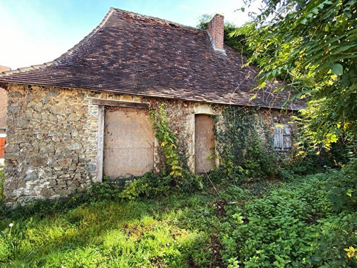 Maison à vendre - Lanouaille - 1 pièce - 1 chambre