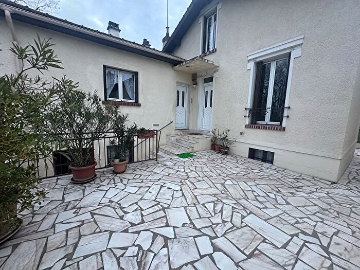 Maison à vendre - Bonneuil-sur-Marne, Centre-ville, Parc du Raincy - 5 pièces - 3 chambres