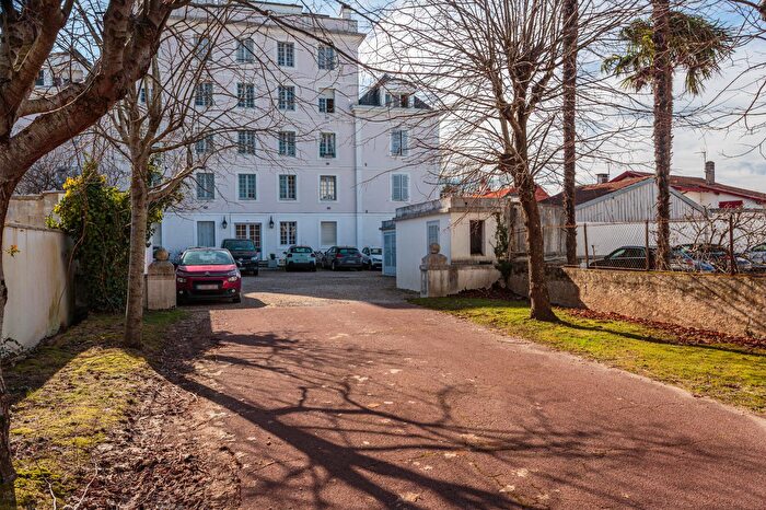 Appartement 6 pièces à BayonneBayonaBaiona, Arènes, à vendre