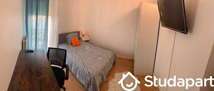 Appartement à louer - Canal, Évry-Courcouronnes - 1 pièce - 1 chambre