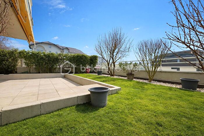 Appartement à vendre - Collonges-sous-Salève - 3 pièces - 2 chambres