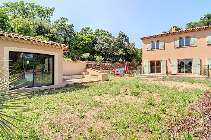 Maison à vendre - Draguignan, Le Flayosquet, Les Grandes Pièces, Les Selves - 6 pièces - 4 chambres