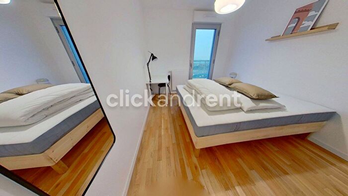 Plateau-Grèves-Europe-Gare du Stade-Fossés Jean, Colombes - Appartement 5 pièces à louer