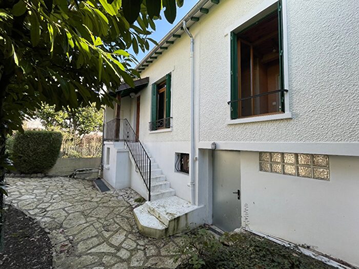 Maison 6 pièces à vendre à Saint-Cloud, Pasteur, Magenta