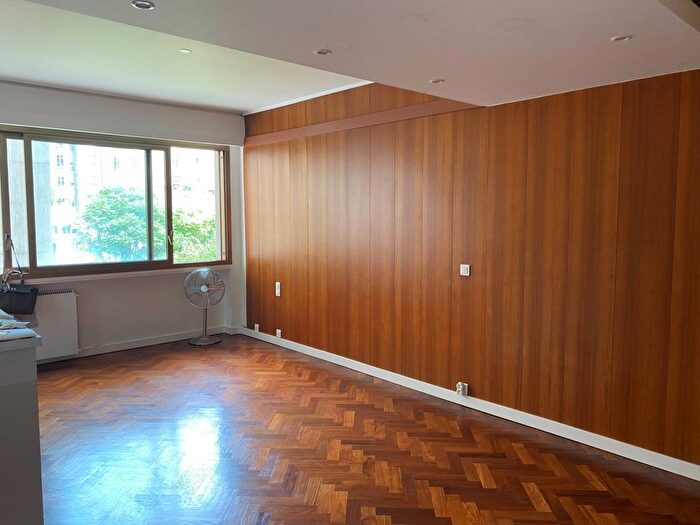 Appartement à louer - Muette Sud, Paris ème arrondissement - 1 pièce