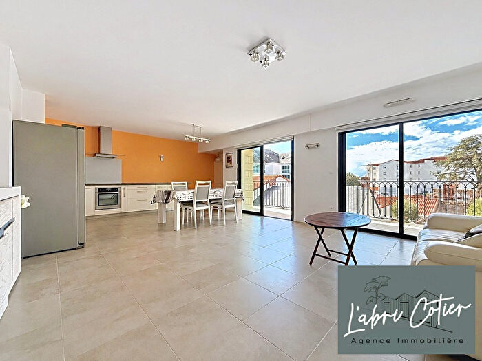 Challans, Centre-ville : Appartement 4 pièces à vendre