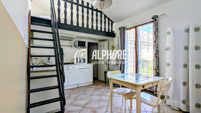 Appartement à vendre - Saint-Michel-Chef-Chef - 2 pièces - 1 chambre