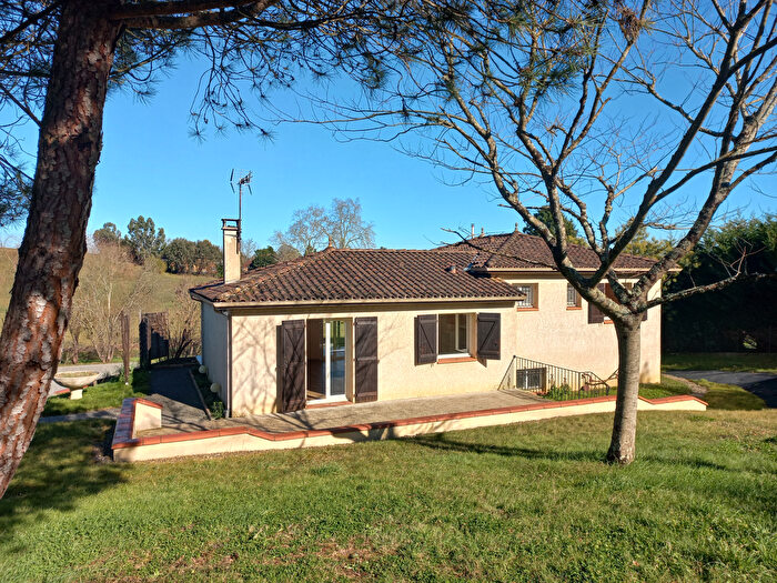 Maison à vendre - Mirande - 4 pièces - 3 chambres