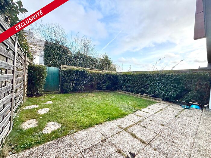 Appartement à vendre - Melun, Centre-ville - 2 pièces - 1 chambre