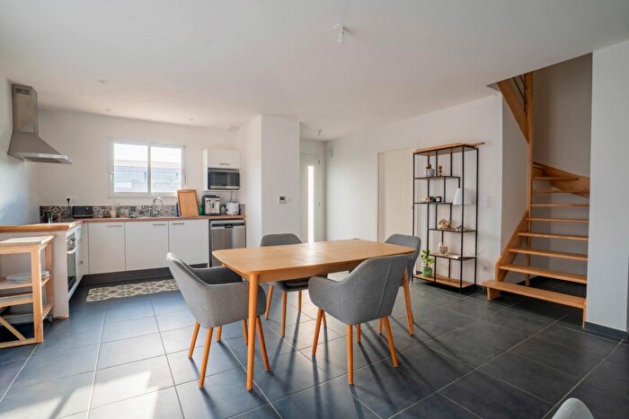 Montreuil-Juigné - Maison 6 pièces à louer