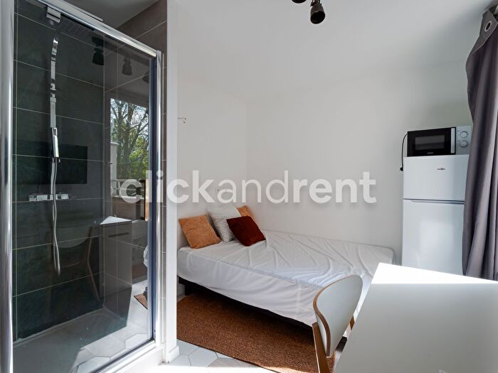 Appartement à louer - Aulnay-sous-Bois, Gros Saule - 7 pièces - 6 chambres