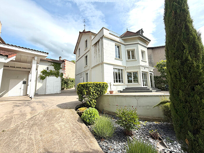 Saint-Étienne, Solaure, Croix de l'Orme, Le Mont, La Jomayère : Maison 10 pièces à vendre