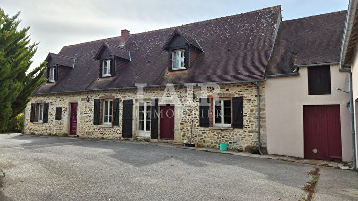 La Ferrière-Béchet - Maison 5 pièces à vendre