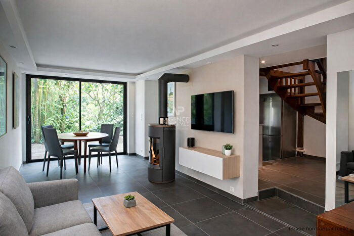 Maison à vendre - Sèvres, Beau-Site, Binelles, Renan, Chataîgneraie - 7 pièces - 5 chambres