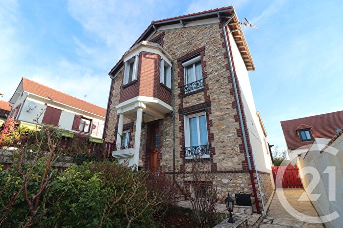 Maison à vendre - Saint-Brice-sous-Forêt, Centre-ville, Clos - 5 pièces - 3 chambres