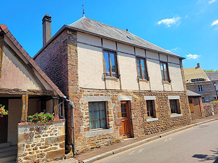 Maison 4 pièces à vendre à La Forêt-Auvray