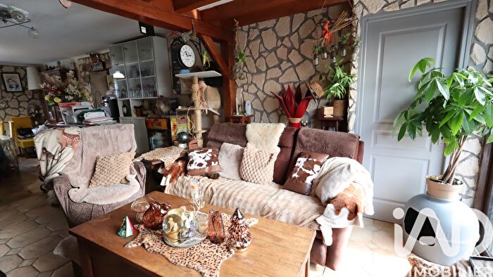 Maison à vendre - Saint-Pierre-la-Garenne - 5 pièces - 4 chambres