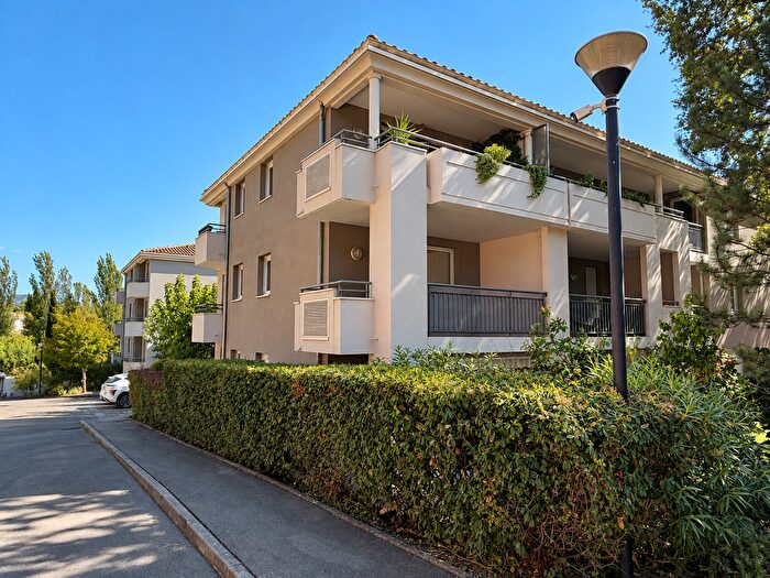 Appartement 2 pièces à vendre à Aix-en-Provence, Saint-Donat, Les Platanes