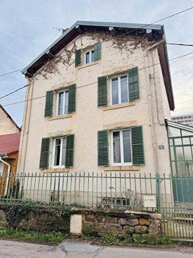 Maison 4 pièces à Chantraine, à louer