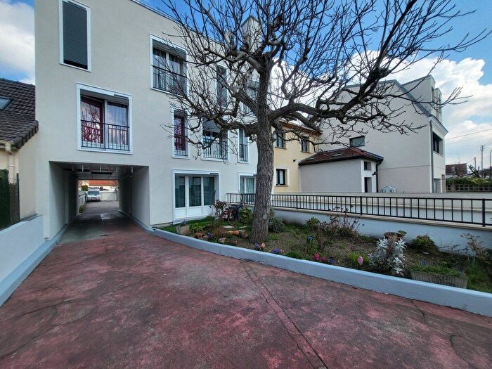 Appartement à louer - LUnion, Sartrouville - 1 pièce