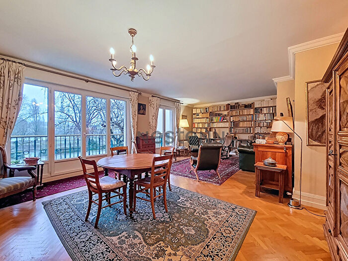 Appartement à vendre - Tours, Cathédrale - 5 pièces - 4 chambres