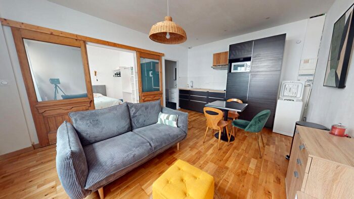 Appartement à vendre - Rodez, Amphithéatre - 2 pièces - 1 chambre