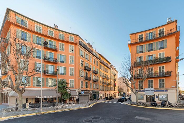 Appartement à vendre - Nice, Le Port - 2 pièces - 1 chambre