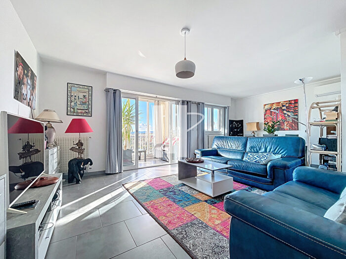 Appartement à vendre - Saint-Raphaël, Les Arênes - 4 pièces - 3 chambres