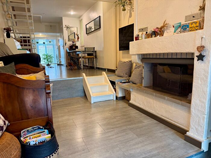 Appartement à vendre - Tarbes, Centre-ville - 4 pièces - 3 chambres