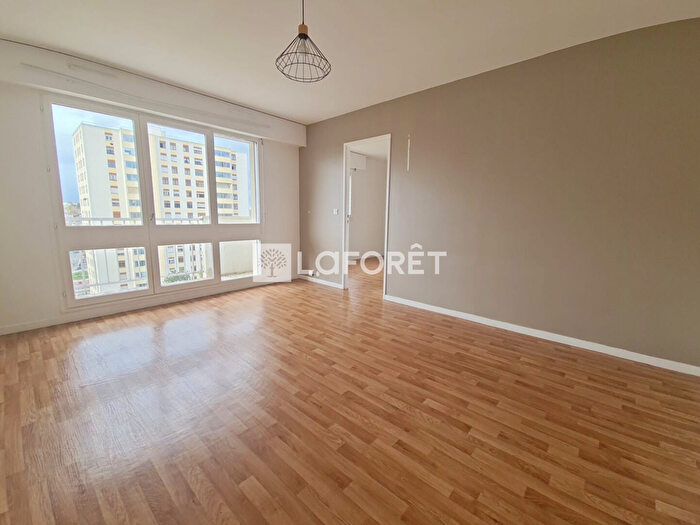 Appartement à vendre - Saint-Ouen-lAumône, Centre-ville, Prairie - 3 pièces - 2 chambres