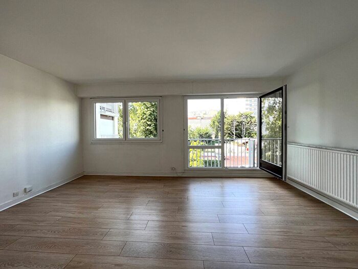 Appartement à louer - Faubourg de lArche, Courbevoie - 1 pièce