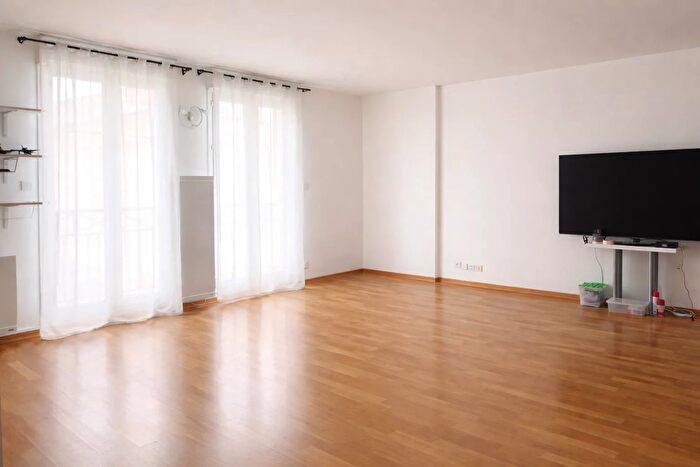 Appartement à vendre - Voisins-le-Bretonneux - 3 pièces - 2 chambres