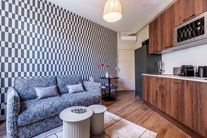 Appartement à louer - Champerret-Berthier, Paris ème arrondissement - 1 pièce