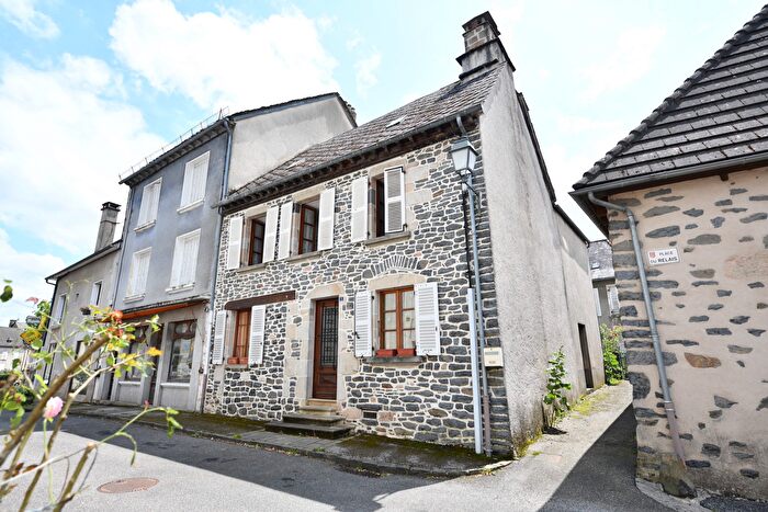 Maison 5 pièces à vendre à Pleaux