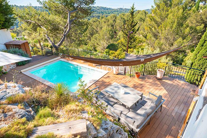 Carnoux-en-Provence - Maison 5 pièces à vendre