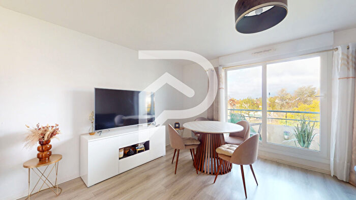 Appartement à vendre - Chanteloup-les-Vignes - 2 pièces - 1 chambre