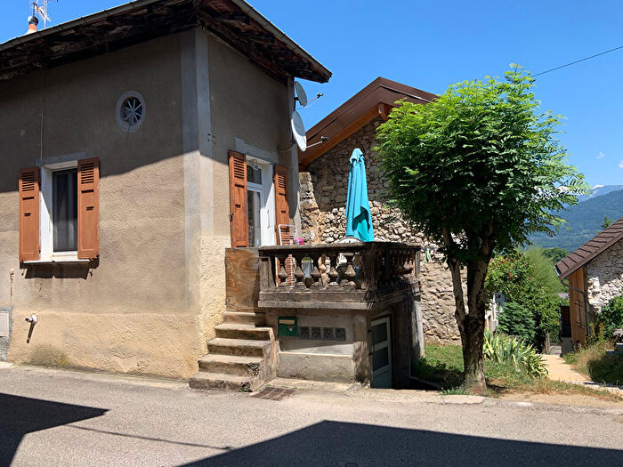 Maison à vendre - Barraux - 5 pièces - 2 chambres