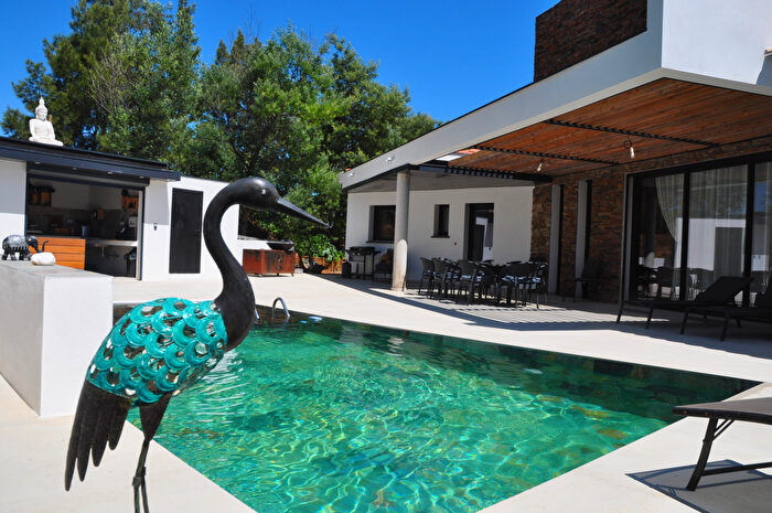 Maison à vendre - Elne - 6 pièces - 4 chambres