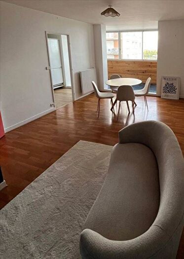 Appartement à louer - Activités, Orléans - 4 pièces - 3 chambres