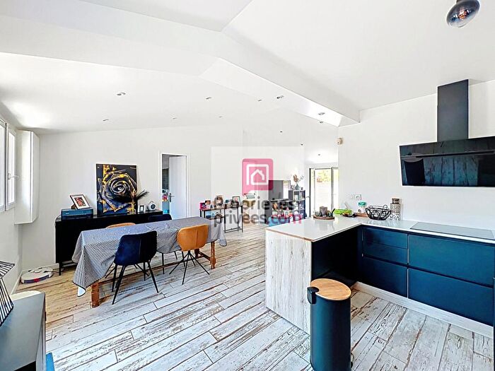 Le Perray-en-Yvelines : Maison 3 pièces à vendre