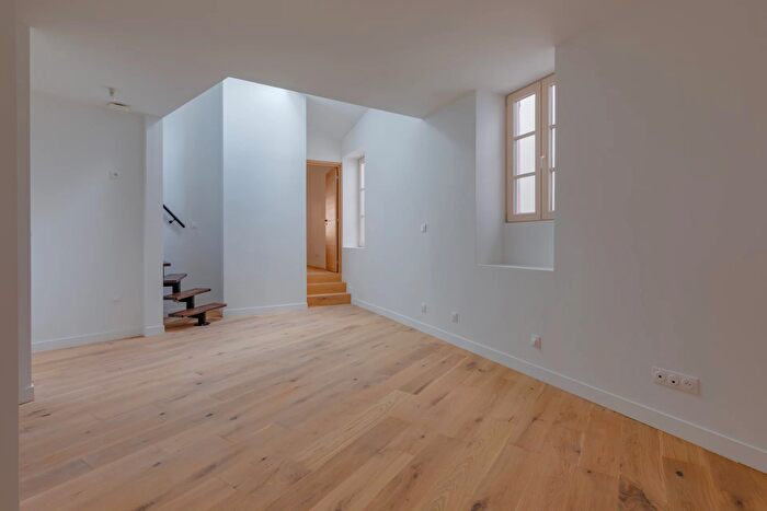 Appartement à vendre - Saint-Genis-Laval, Centre-ville - 3 pièces - 2 chambres