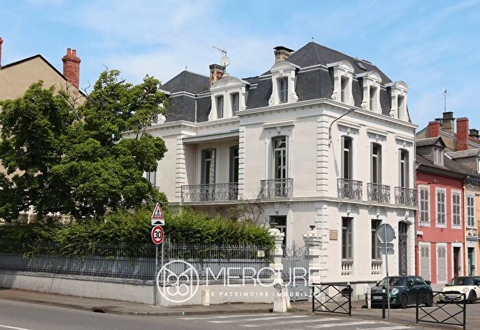 Maison à vendre - Tarbes, Centre-ville - 8 pièces - 5 chambres