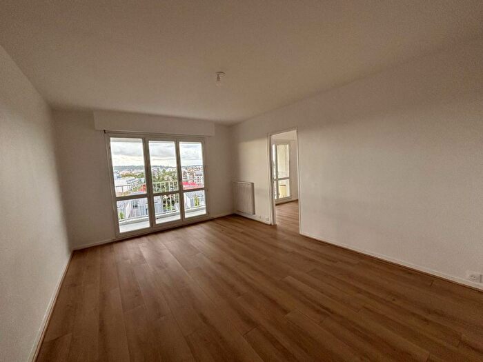 Appartement à vendre - Noisy-le-Grand, Nord - 3 pièces - 2 chambres