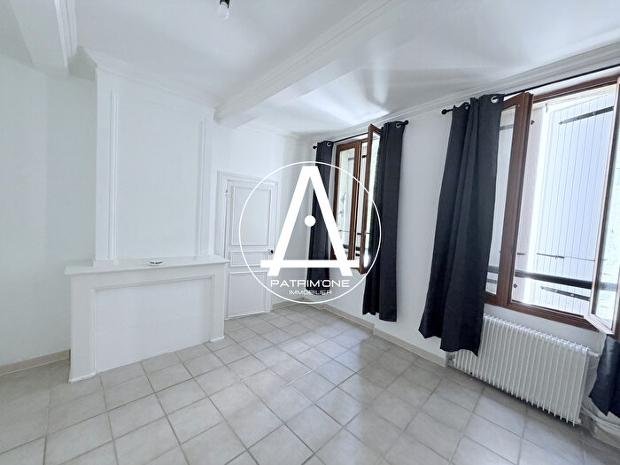 Castelnaudary, Centre-ville, Gare, La Baffe : Appartement 2 pièces à louer