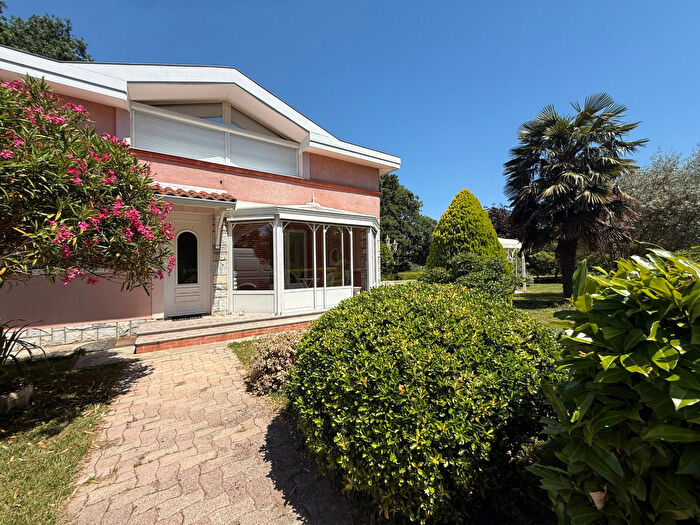 La Salvetat-Saint-Gilles - Maison 7 pièces à vendre