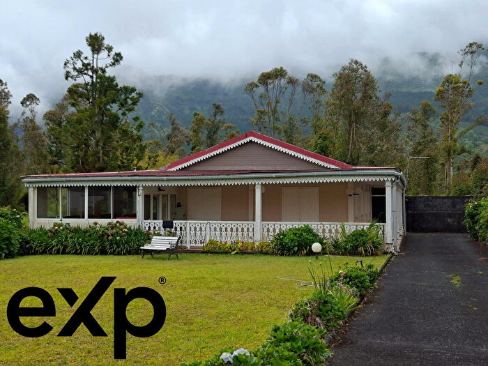 Maison à vendre - La Plaine-des-Palmistes - 6 pièces - 3 chambres