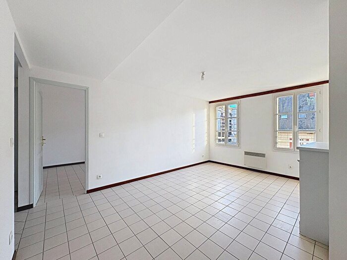 Appartement à louer - Pastières, Chartres - 2 pièces - 1 chambre