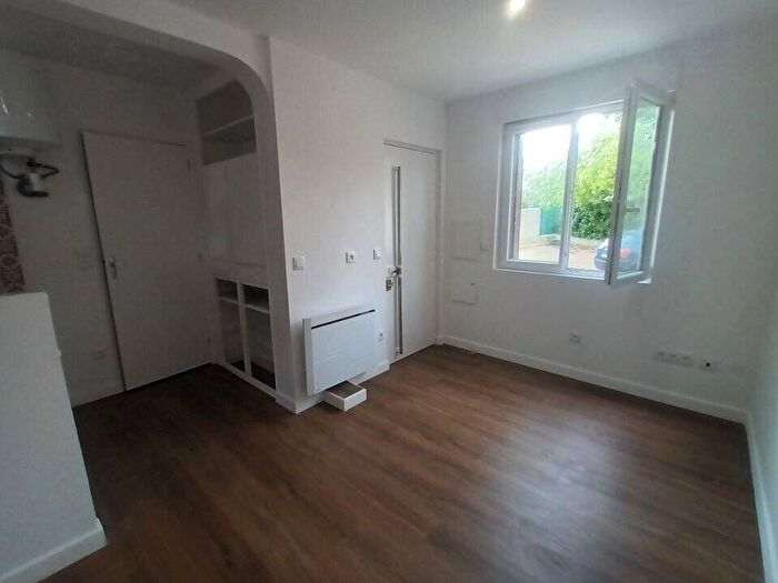 Appartement 2 pièces à louer à Plateau-Frais Rosset, Villeneuve-le-Roi