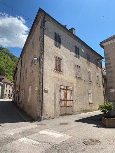 Corps : Maison 20 pièces à vendre